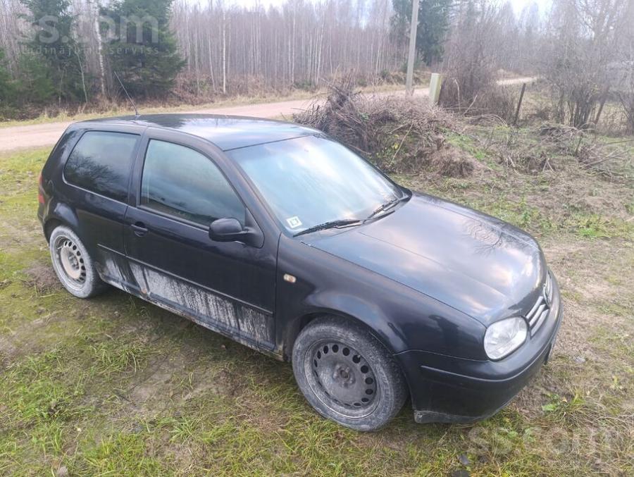 Melns Volkswagen Golf 1999 Rīga, ar dzinēja tilpumu 1.90 L un nobraukumu 368 tūkst. km par 800 €, foto 1 vietnē AUTOMOTO.COM.LV