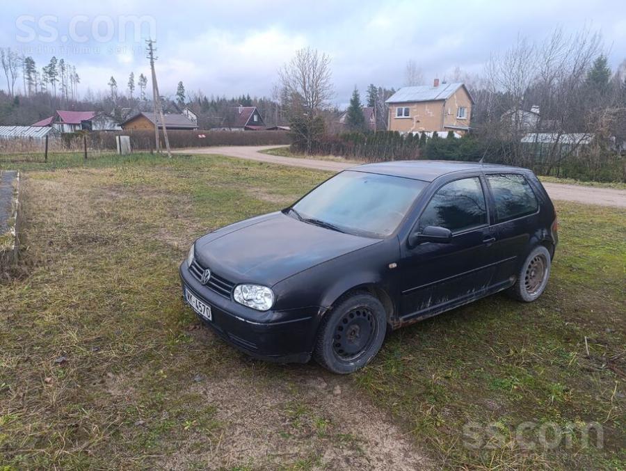 Melns Volkswagen Golf 1999 Rīga, ar dzinēja tilpumu 1.90 L un nobraukumu 368 tūkst. km par 800 €, foto 2 vietnē AUTOMOTO.COM.LV