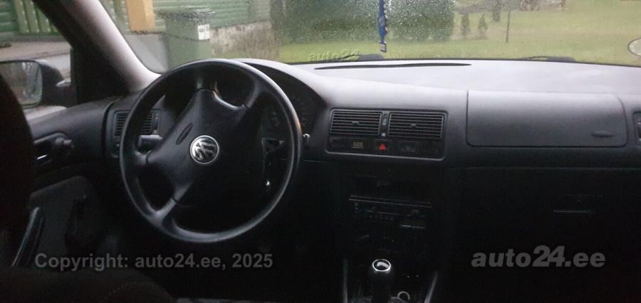Melns Volkswagen Golf 1999 Hāpsalu, ar dzinēja tilpumu 1.80 L un nobraukumu 223 tūkst. km par 700 €, foto 8 vietnē AUTOMOTO.COM.LV