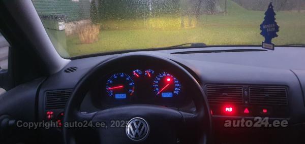 Melns Volkswagen Golf 1999 Hāpsalu, ar dzinēja tilpumu 1.80 L un nobraukumu 223 tūkst. km par 700 €, foto 11 vietnē AUTOMOTO.COM.LV
