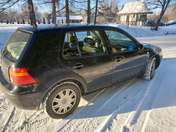 Black Volkswagen Golf 1999 in Kuldiga, with an engine capacity of 1.90 L and mileage of 374 thousand km for 1000 €, photo 4 on AUTOMOTO.COM.LV