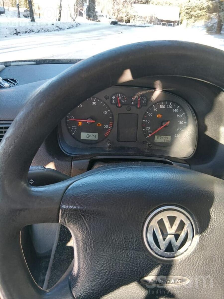 Melns Volkswagen Golf 1999 Kuldīga, ar dzinēja tilpumu 1.90 L un nobraukumu 374 tūkst. km par 1000 €, foto 8 vietnē AUTOMOTO.COM.LV