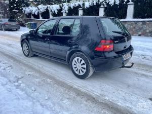 Melns Volkswagen Golf 1999 Viļņa, ar dzinēja tilpumu 1.90 L un nobraukumu 320 tūkst. km par 1300 €, foto 7 vietnē AUTOMOTO.COM.LV
