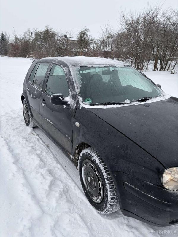Melns Volkswagen Golf 1999 Ukmergė, ar dzinēja tilpumu 1.90 L un nobraukumu 389 tūkst. km par 600 €, foto 2 vietnē AUTOMOTO.COM.LV