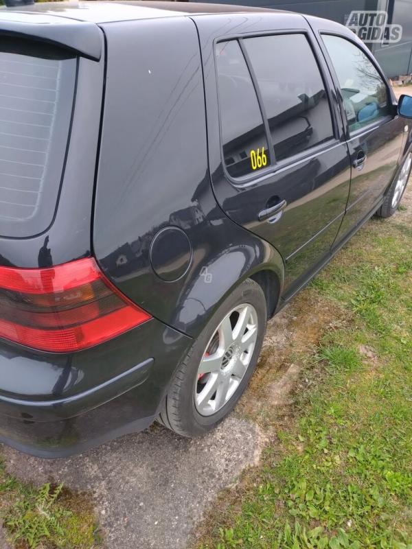 Black Volkswagen Golf 1999 in Utena, with an engine capacity of 2.80 L and mileage of 210 thousand km for 3500 €, photo 8 on AUTOMOTO.COM.LV