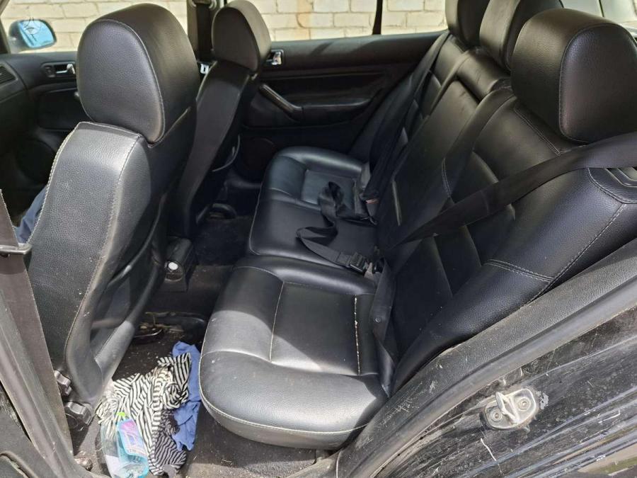 Melns Volkswagen Golf 1999 Kazlų Rūda, ar dzinēja tilpumu 1.90 L un nobraukumu 400 tūkst. km par 1100 €, foto 8 vietnē AUTOMOTO.COM.LV