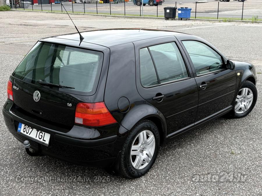 Melns Volkswagen Golf 1999 Tartu, ar dzinēja tilpumu 1.60 L un nobraukumu 293 tūkst. km par 1499 €, foto 5 vietnē AUTOMOTO.COM.LV