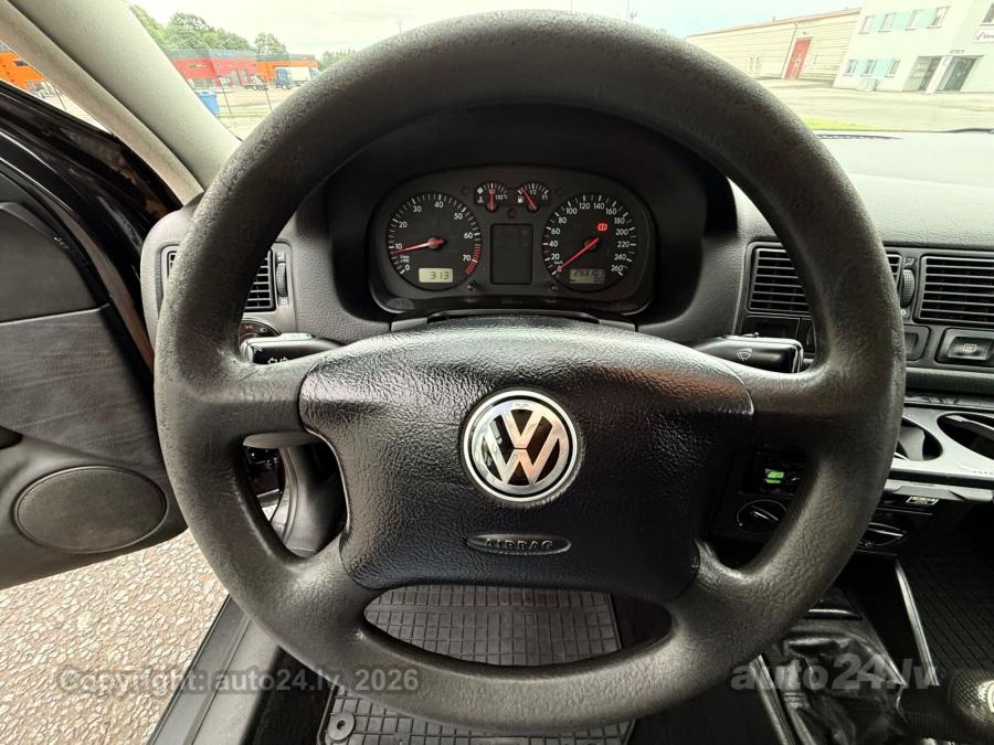 Melns Volkswagen Golf 1999 Tartu, ar dzinēja tilpumu 1.60 L un nobraukumu 293 tūkst. km par 1499 €, foto 7 vietnē AUTOMOTO.COM.LV