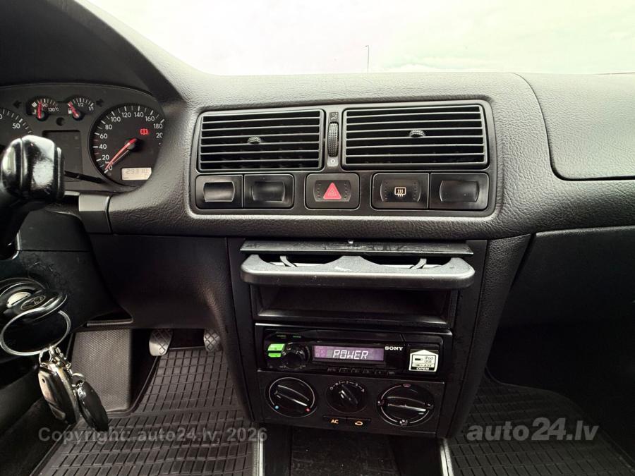 Melns Volkswagen Golf 1999 Tartu, ar dzinēja tilpumu 1.60 L un nobraukumu 293 tūkst. km par 1499 €, foto 9 vietnē AUTOMOTO.COM.LV