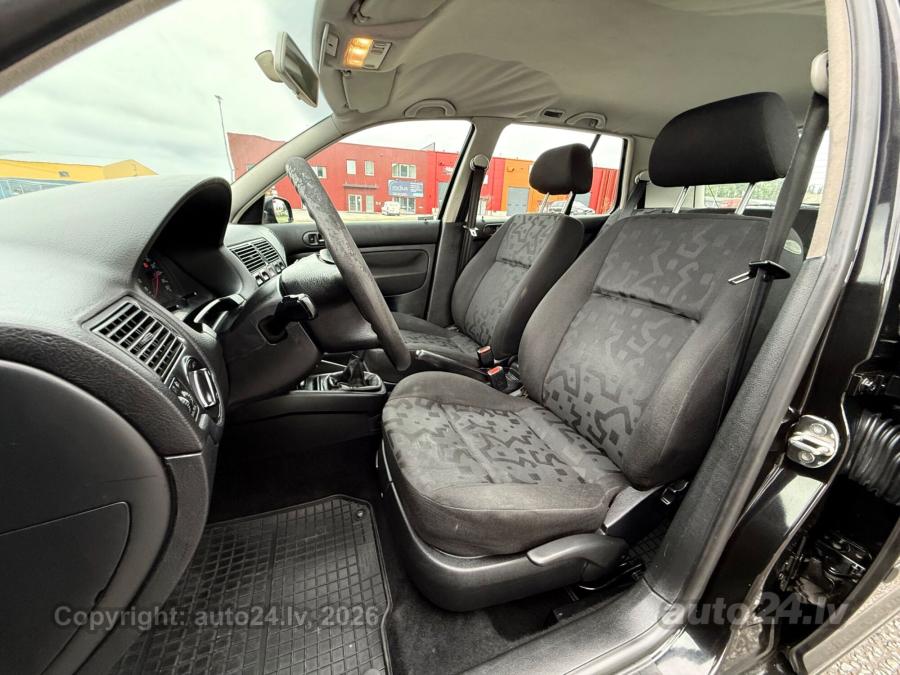 Melns Volkswagen Golf 1999 Tartu, ar dzinēja tilpumu 1.60 L un nobraukumu 293 tūkst. km par 1499 €, foto 13 vietnē AUTOMOTO.COM.LV