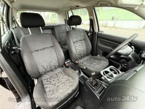 Melns Volkswagen Golf 1999 Tartu, ar dzinēja tilpumu 1.60 L un nobraukumu 293 tūkst. km par 1499 €, foto 16 vietnē AUTOMOTO.COM.LV