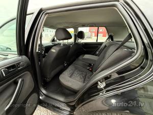 Melns Volkswagen Golf 1999 Tartu, ar dzinēja tilpumu 1.60 L un nobraukumu 293 tūkst. km par 1499 €, foto 17 vietnē AUTOMOTO.COM.LV