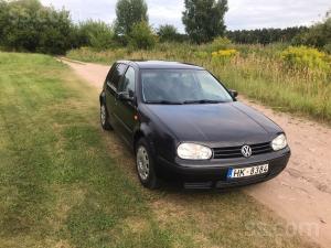 Melns Volkswagen Golf 1999 Jūrmala, ar dzinēja tilpumu 1.60 L un nobraukumu 261 tūkst. km par 1150 €, foto  vietnē AUTOMOTO.COM.LV