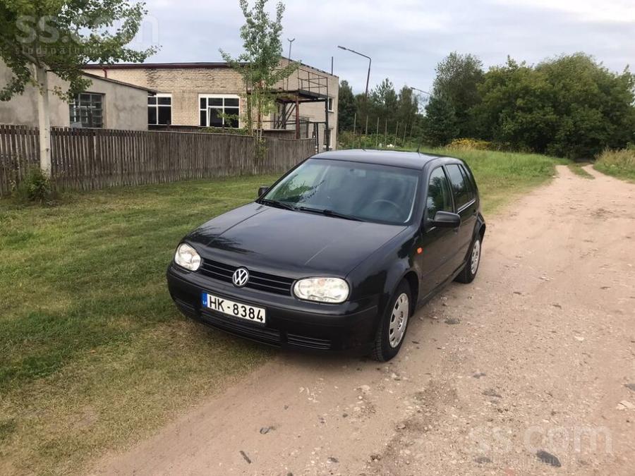 Melns Volkswagen Golf 1999 Jūrmala, ar dzinēja tilpumu 1.60 L un nobraukumu 261 tūkst. km par 1150 €, foto 3 vietnē AUTOMOTO.COM.LV