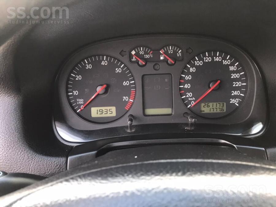 Melns Volkswagen Golf 1999 Jūrmala, ar dzinēja tilpumu 1.60 L un nobraukumu 261 tūkst. km par 1150 €, foto 7 vietnē AUTOMOTO.COM.LV