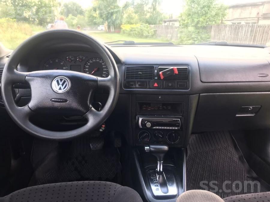 Melns Volkswagen Golf 1999 Jūrmala, ar dzinēja tilpumu 1.60 L un nobraukumu 261 tūkst. km par 1150 €, foto 8 vietnē AUTOMOTO.COM.LV