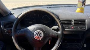 Melns Volkswagen Golf 1999 Viļņa, ar dzinēja tilpumu 1.90 L un nobraukumu 344 tūkst. km par 499 €, foto 13 vietnē AUTOMOTO.COM.LV