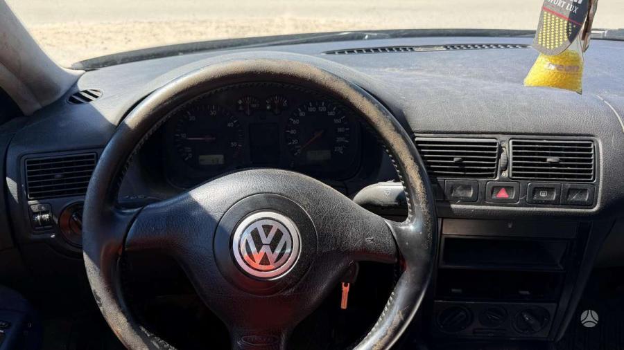 Melns Volkswagen Golf 1999 Viļņa, ar dzinēja tilpumu 1.90 L un nobraukumu 344 tūkst. km par 499 €, foto 13 vietnē AUTOMOTO.COM.LV