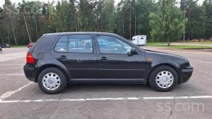 Melns Volkswagen Golf 1999 Rīga, ar dzinēja tilpumu 1.90 L un nobraukumu 451 tūkst. km par 850 €, foto  vietnē AUTOMOTO.COM.LV