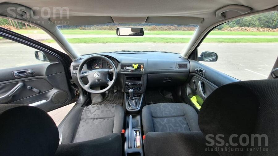 Black Volkswagen Golf 1999 in Riga, with an engine capacity of 1.90 L and mileage of 451 thousand km for 850 €, photo 7 on AUTOMOTO.COM.LV
