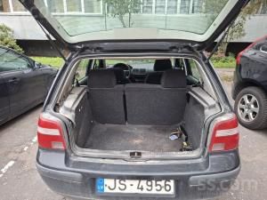 Melns Volkswagen Golf 1999 Rīga, ar dzinēja tilpumu 1.60 L un nobraukumu 410 tūkst. km par 400 €, foto  vietnē AUTOMOTO.COM.LV