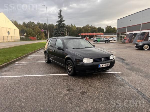 Black Volkswagen Golf 1999 in Riga, with an engine capacity of 1.90 L and mileage of 372 thousand km for 795 €, photo 1 on AUTOMOTO.COM.LV