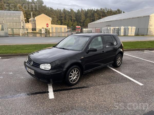 Black Volkswagen Golf 1999 in Riga, with an engine capacity of 1.90 L and mileage of 372 thousand km for 795 €, photo 3 on AUTOMOTO.COM.LV