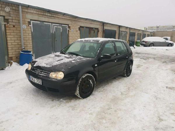 Black Volkswagen Golf 2000 in Panevezys, with an engine capacity of 1.90 L and mileage of 350 thousand km for 900 €, photo 7 on AUTOMOTO.COM.LV