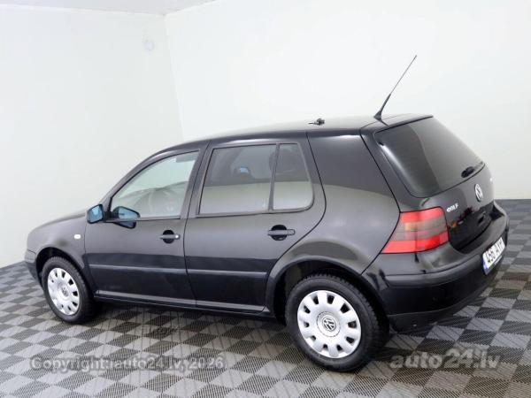 Melns Volkswagen Golf 2000 Tallina, ar dzinēja tilpumu 1.90 L un nobraukumu 257 tūkst. km par 1199 €, foto 4 vietnē AUTOMOTO.COM.LV