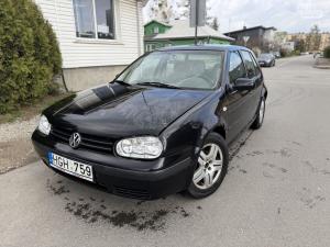 Melns Volkswagen Golf 2000 Kauņa, ar dzinēja tilpumu 1.90 L un nobraukumu 295 tūkst. km par 700 €, foto  vietnē AUTOMOTO.COM.LV