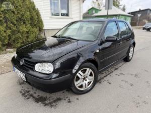 Melns Volkswagen Golf 2000 Kauņa, ar dzinēja tilpumu 1.90 L un nobraukumu 295 tūkst. km par 700 €, foto 10 vietnē AUTOMOTO.COM.LV