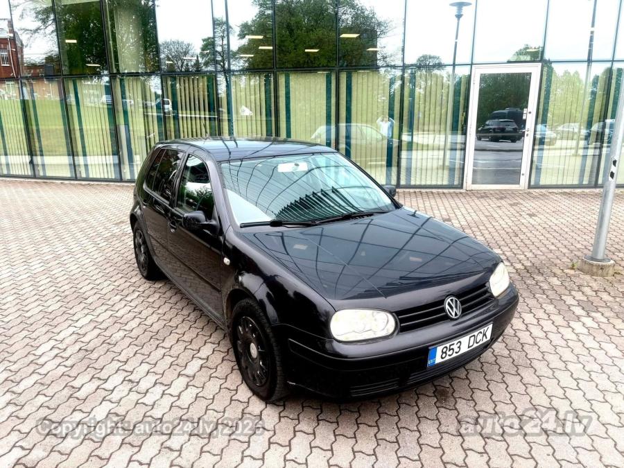 Black Volkswagen Golf 2000 in Tallinn, with an engine capacity of 1.60 L and mileage of 320 thousand km for 1599 €, photo 4 on AUTOMOTO.COM.LV