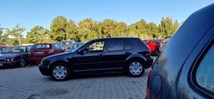 Melns Volkswagen Golf 2000 Valmiera, ar dzinēja tilpumu 2.00 L un nobraukumu 351 tūkst. km par 1350 €, foto 7 vietnē AUTOMOTO.COM.LV