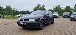 Black Volkswagen Golf 2000 in Valmiera, with an engine capacity of 2.00 L and mileage of 388 thousand km for 1100 €, photo 7 on AUTOMOTO.COM.LV