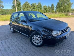 Melns Volkswagen Golf 2000 Ogre, ar dzinēja tilpumu 2.00 L un nobraukumu 275 tūkst. km par 990 €, foto 4 vietnē AUTOMOTO.COM.LV