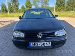 Melns Volkswagen Golf 2000 Ogre, ar dzinēja tilpumu 2.00 L un nobraukumu 275 tūkst. km par 990 €, foto 7 vietnē AUTOMOTO.COM.LV