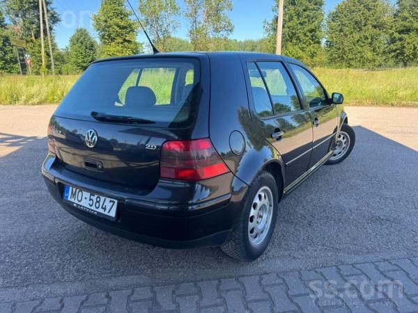 Melns Volkswagen Golf 2000 Ogre, ar dzinēja tilpumu 2.00 L un nobraukumu 275 tūkst. km par 990 €, foto 9 vietnē AUTOMOTO.COM.LV