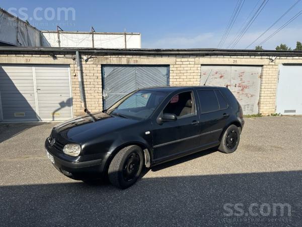 Black Volkswagen Golf 2000 in Riga, with an engine capacity of 1.90 L and mileage of 392 thousand km for 1000 €, photo 2 on AUTOMOTO.COM.LV