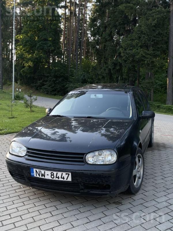 Black Volkswagen Golf 2000 in Ogre, with an engine capacity of 1.90 L and mileage of 359 thousand km for 1400 €, photo 1 on AUTOMOTO.COM.LV