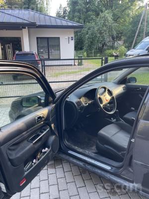 Black Volkswagen Golf 2000 in Ogre, with an engine capacity of 1.90 L and mileage of 359 thousand km for 1400 €, photo 4 on AUTOMOTO.COM.LV