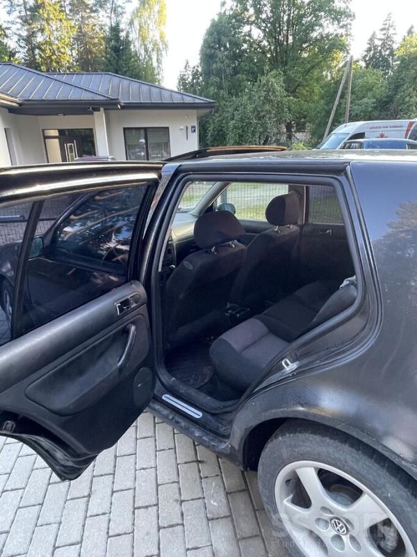 Black Volkswagen Golf 2000 in Ogre, with an engine capacity of 1.90 L and mileage of 359 thousand km for 1400 €, photo 4 on AUTOMOTO.COM.LV