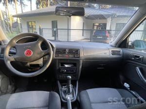 Black Volkswagen Golf 2000 in Ogre, with an engine capacity of 1.90 L and mileage of 359 thousand km for 1400 €, photo 6 on AUTOMOTO.COM.LV