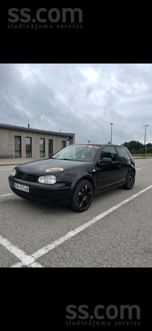 Melns Volkswagen Golf 2000 Talsi, ar dzinēja tilpumu 1.80 L un nobraukumu 220 tūkst. km par 2500 €, foto  vietnē AUTOMOTO.COM.LV