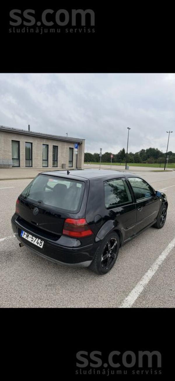 Black Volkswagen Golf 2000 in Talsi, with an engine capacity of 1.80 L and mileage of 220 thousand km for 2500 €, photo 4 on AUTOMOTO.COM.LV