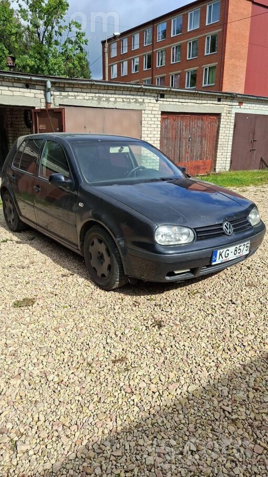 Black Volkswagen Golf 2000 in Riga, with an engine capacity of 1.90 L and mileage of 394 thousand km for 600 €, photo 1 on AUTOMOTO.COM.LV