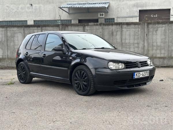 Melns Volkswagen Golf 2001 Rīga, ar dzinēja tilpumu 1.90 L un nobraukumu 281 tūkst. km par 1280 €, foto 3 vietnē AUTOMOTO.COM.LV