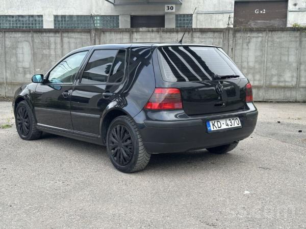 Melns Volkswagen Golf 2001 Rīga, ar dzinēja tilpumu 1.90 L un nobraukumu 281 tūkst. km par 1280 €, foto 7 vietnē AUTOMOTO.COM.LV