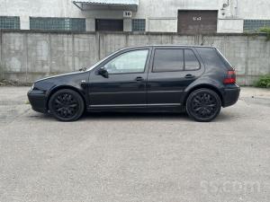 Melns Volkswagen Golf 2001 Rīga, ar dzinēja tilpumu 1.90 L un nobraukumu 281 tūkst. km par 1280 €, foto 8 vietnē AUTOMOTO.COM.LV