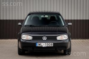 Black Volkswagen Golf 2001 in Talsi, with an engine capacity of 2.00 L and mileage of 295 thousand km for 1390 €, photo 2 on AUTOMOTO.COM.LV