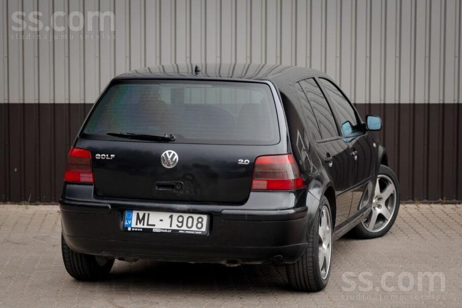 Black Volkswagen Golf 2001 in Talsi, with an engine capacity of 2.00 L and mileage of 295 thousand km for 1390 €, photo 7 on AUTOMOTO.COM.LV